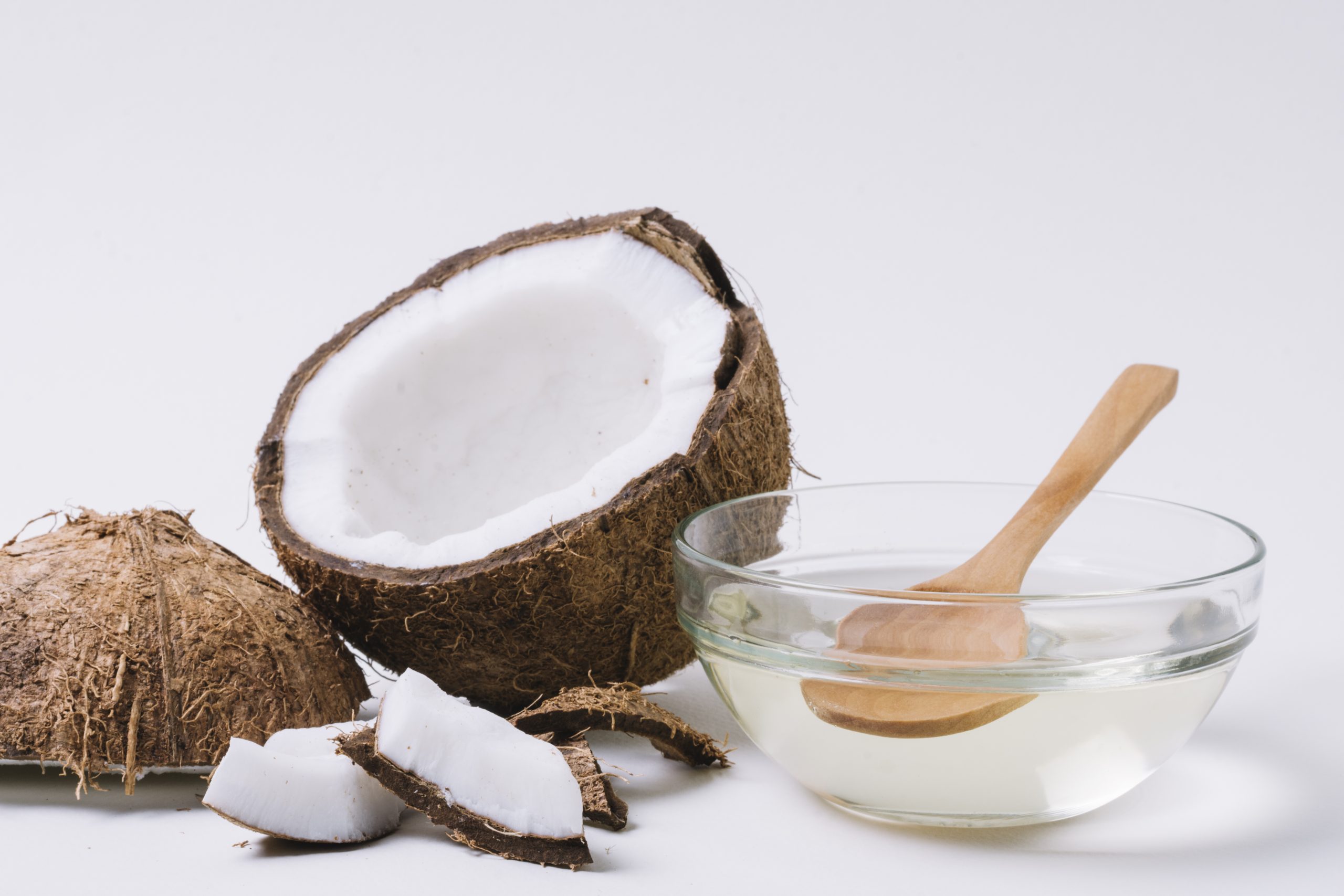 Óleo de coco: conheça 3 benefícios do seu uso! - Farma Junior
